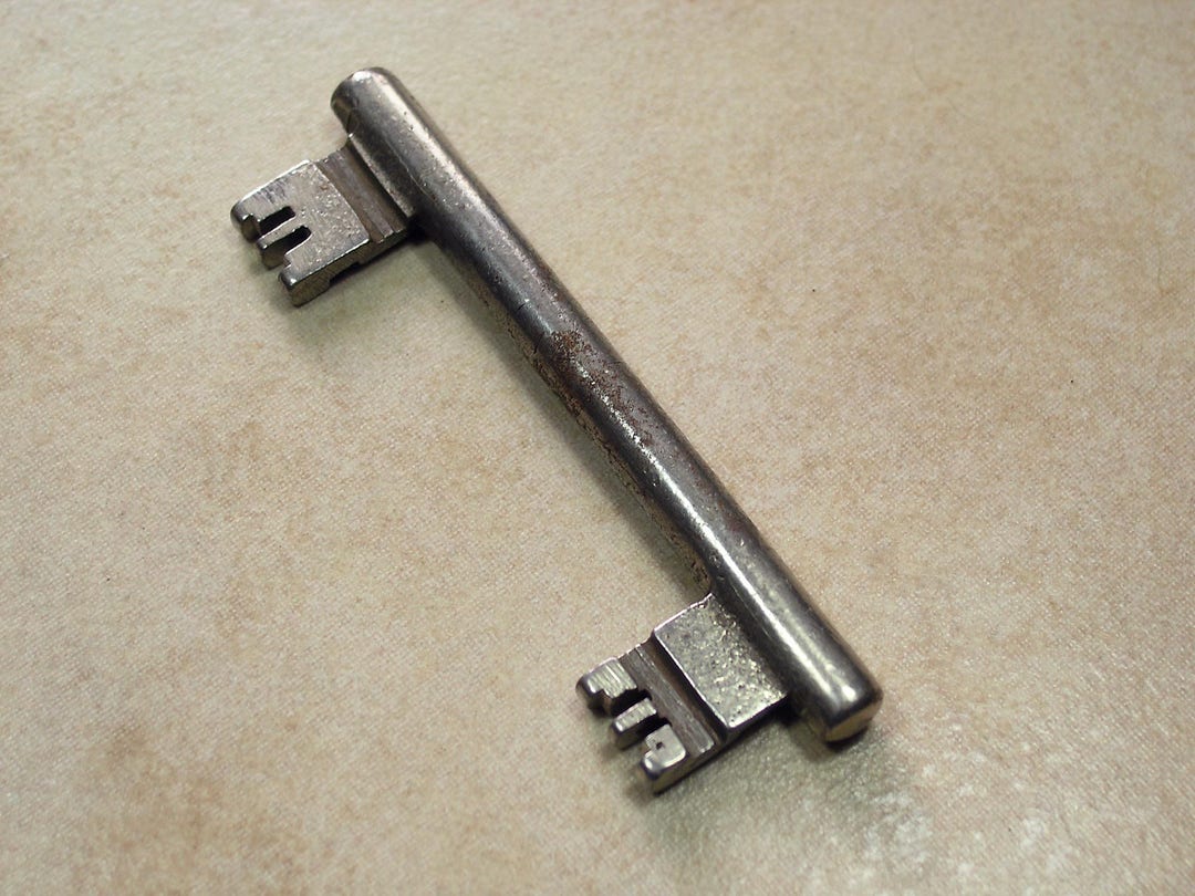 Double Ended Key, Steel Forced Locking Key, Antique Berliner Key ...