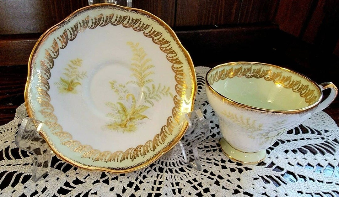 Vtg Foley E. Brain Teacup Saucer Bone China Fern Green Gold Pedestal ...