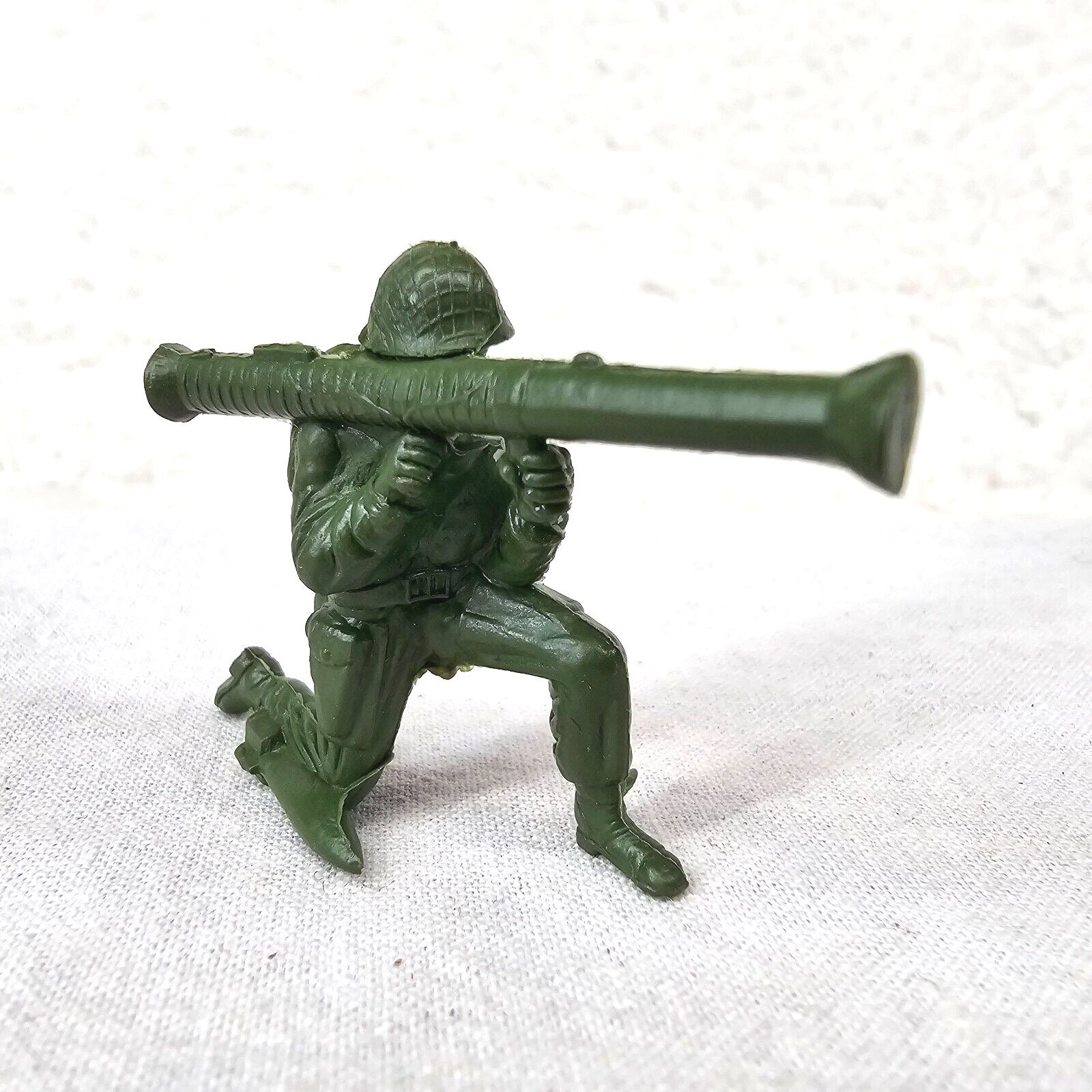 MPC Soldiers WWII Infantry Army Men Green Plastic Lot of 12 HO Scale ...