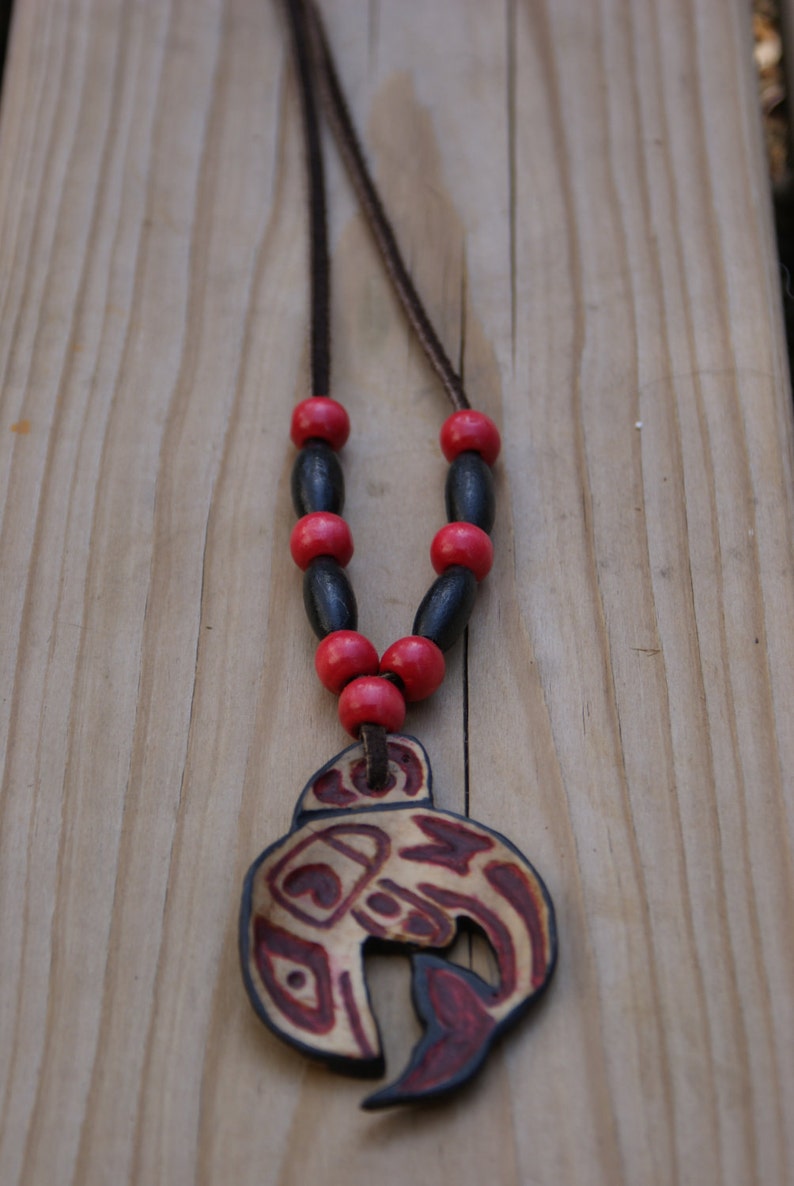 Traditional Inuit Stylized Fish Bone Carving Pendant /pendatif - Etsy