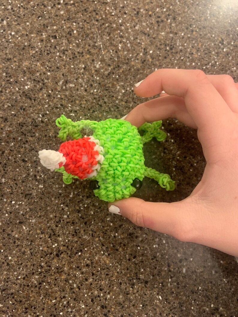 Rainbow Loom Loomigurumi Frog W/ Santa Hat rubber Bands - Etsy UK
