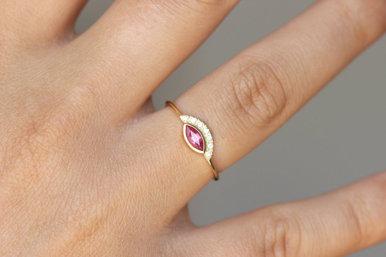 Pink Spinel Ring With Pave Diamonds - Etsy
