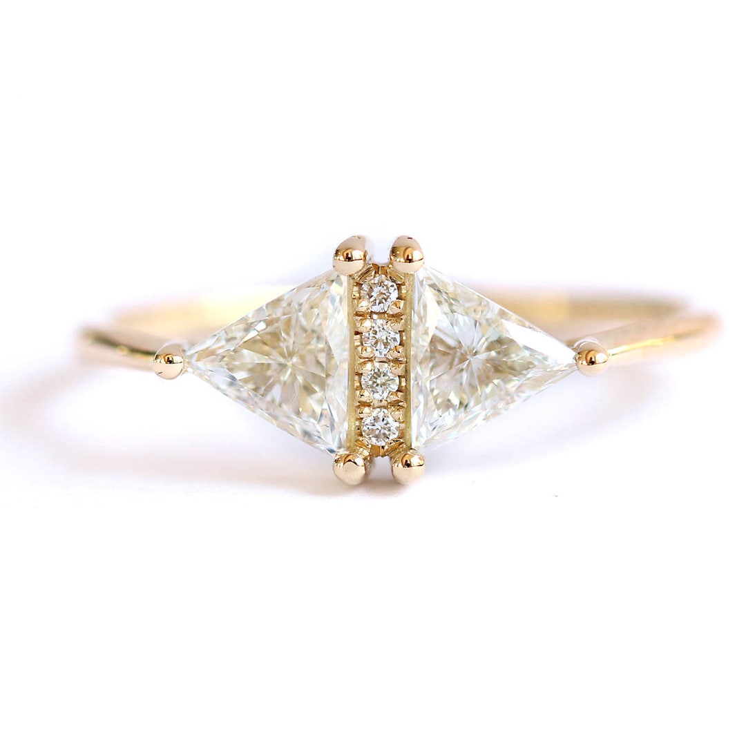 Triangle Diamond 18k Gold Engagement Ring: Art Deco Geometric Ring - Etsy