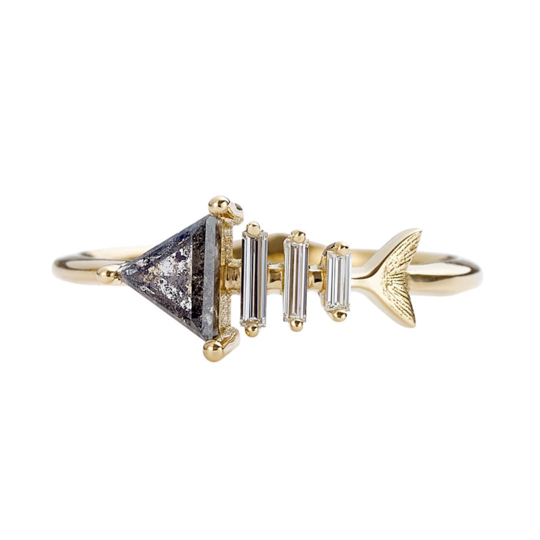 Gold Fish Bone Ring With Triangle and Baguette Cut Diamonds - Etsy