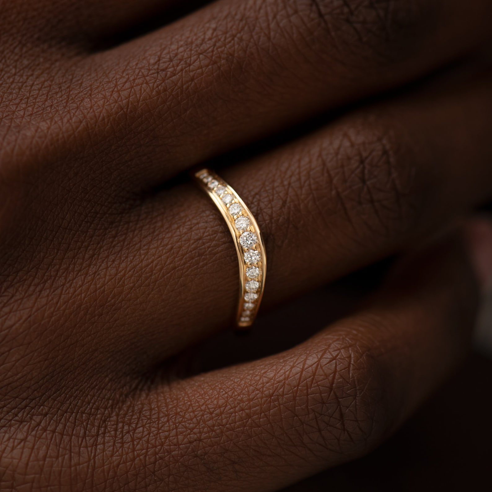 Elliptic Curve Brilliant Diamond Wedding Band - Etsy