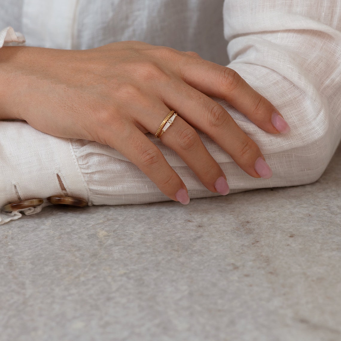 Minimalist Bridal Ring Set With Gold Pattern and Baguette | Etsy