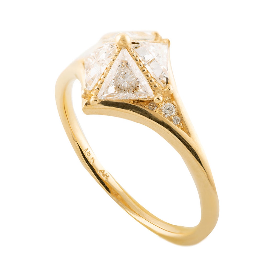 Detailed Star Engagement Ring With Triangle Diamonds - Etsy