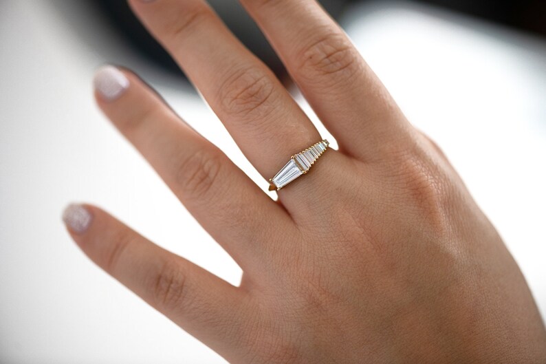 Trapeze Diamond Engagement Ring - OOAK Ring - Etsy