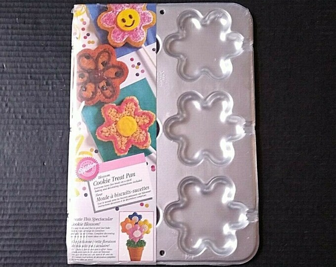 Wilton Blossom Cookie Pan Baking Sheet Mold With 6 Cavities - Etsy