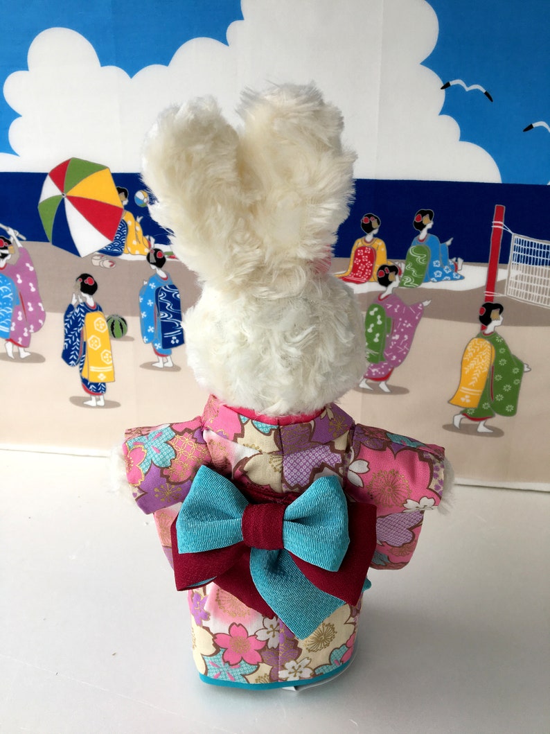 Japanese bunny in a pink kimono Kimono stuffed rabbit geisha | Etsy