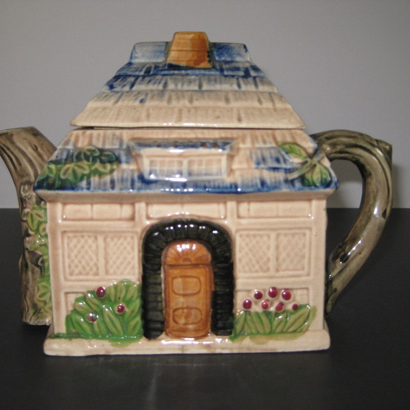 Cottage Tea Pot - Etsy