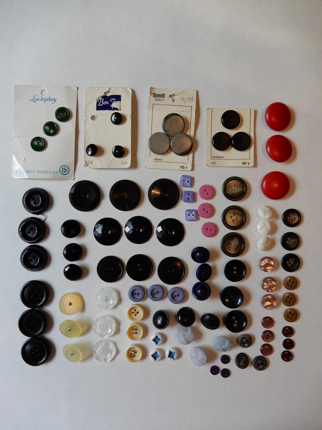 Trios of Buttons, 93 Count, Sets of Three Matching Buttons, Widths of 3 ...