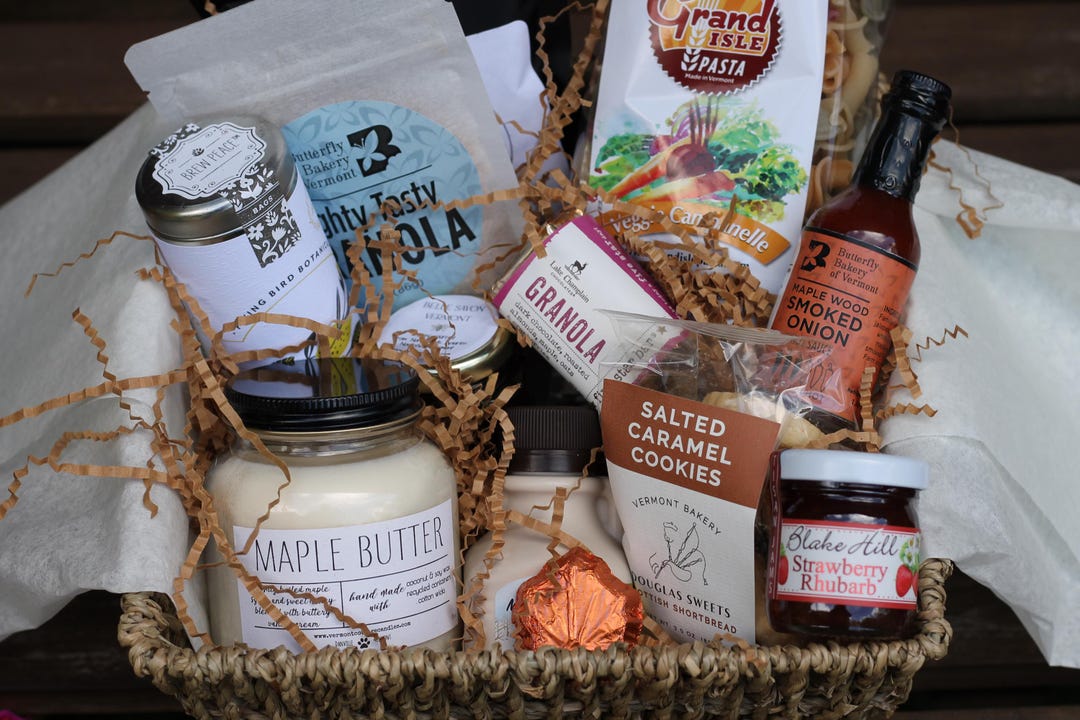 Vermont Artisan Gift Basket: Ultimate Gourmet Food and Specialty Care ...