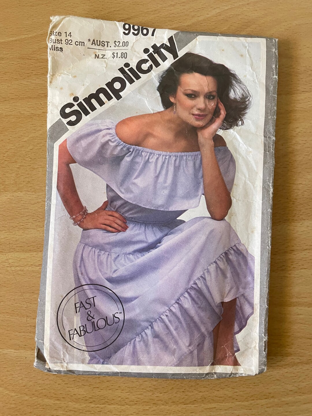 Simplicity 9967 Vintage 80s off the Shoulder Ruffled Blouse and Skirt ...