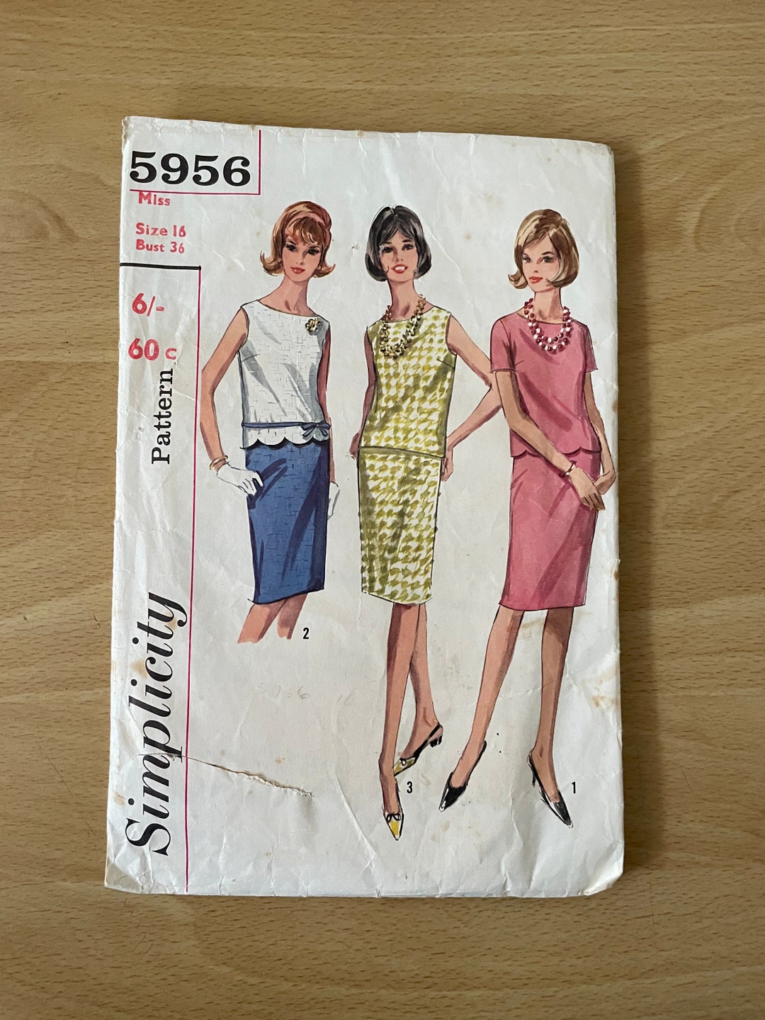 Simplicity 5956 Vintage 60s Two-piece Dress, Fitted Top With Scalloped ...