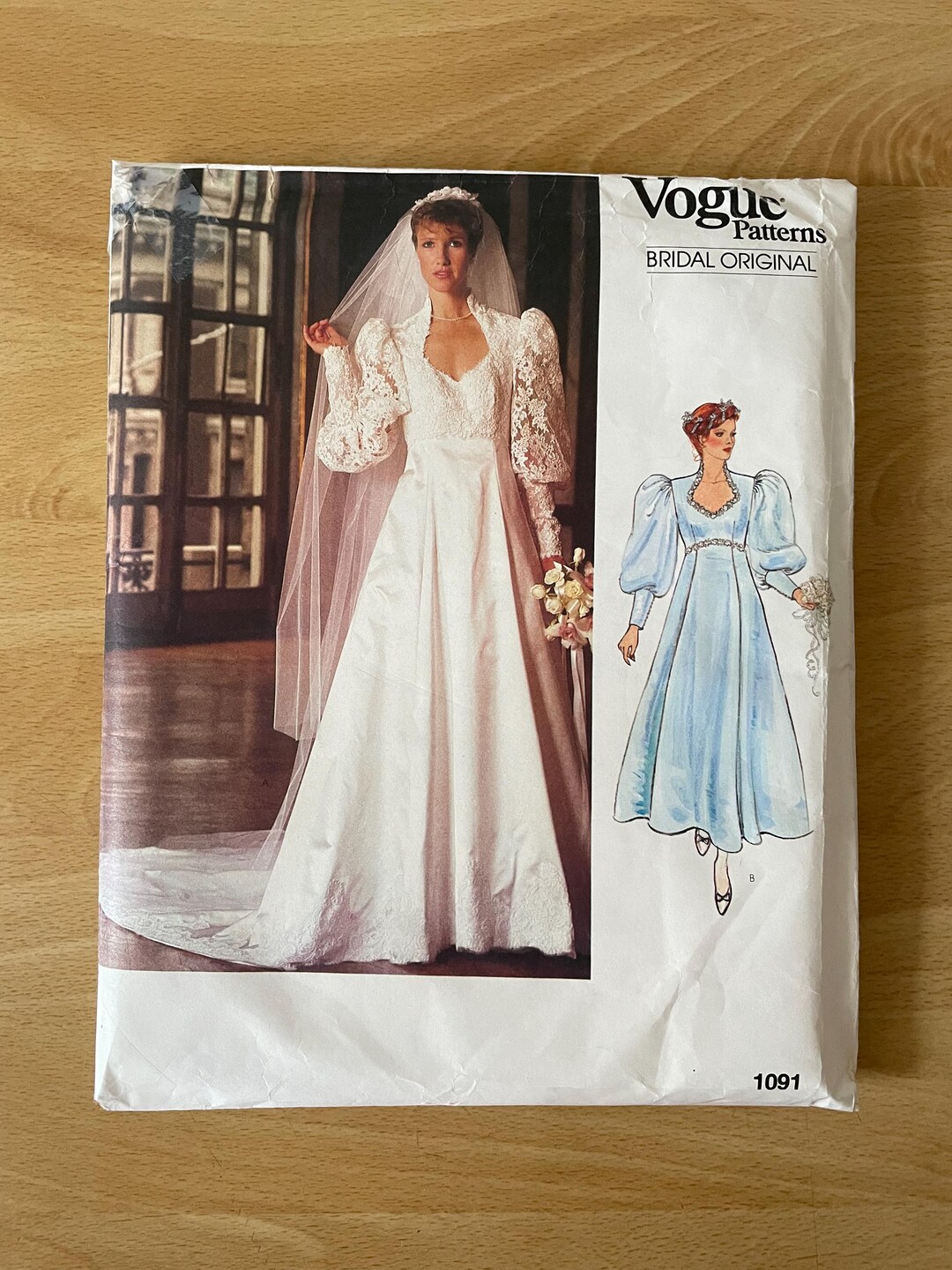 Vogue 1091 Vintage 80s Floor Length Wedding Bridal Dress With Train ...