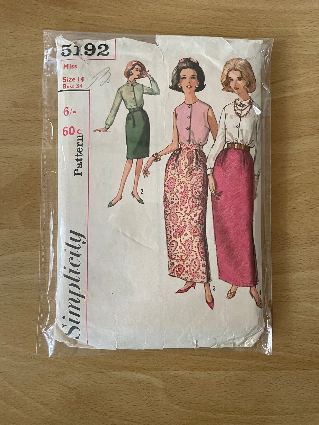 Simplicity 5192 Vintage 60s Button up Blouse With High Round Neckline ...