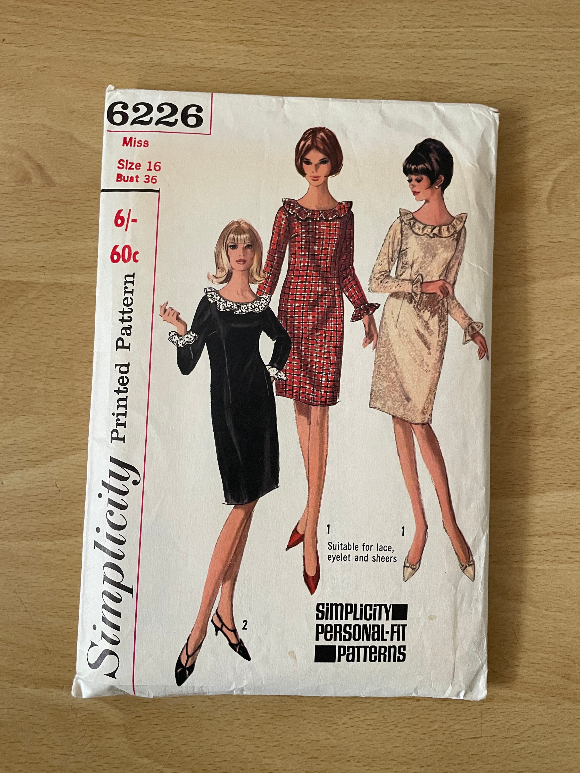 Simplicity 6226 Vintage 60s Fitted Dress With Round Neckline, Sleeves ...