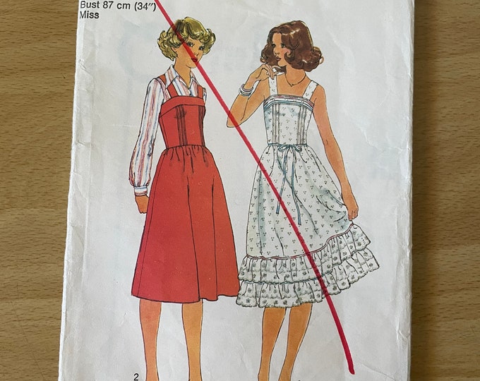 Simplicity 8015 Vintage 70s Sweet Summer Dress With Fitted Bodise ...