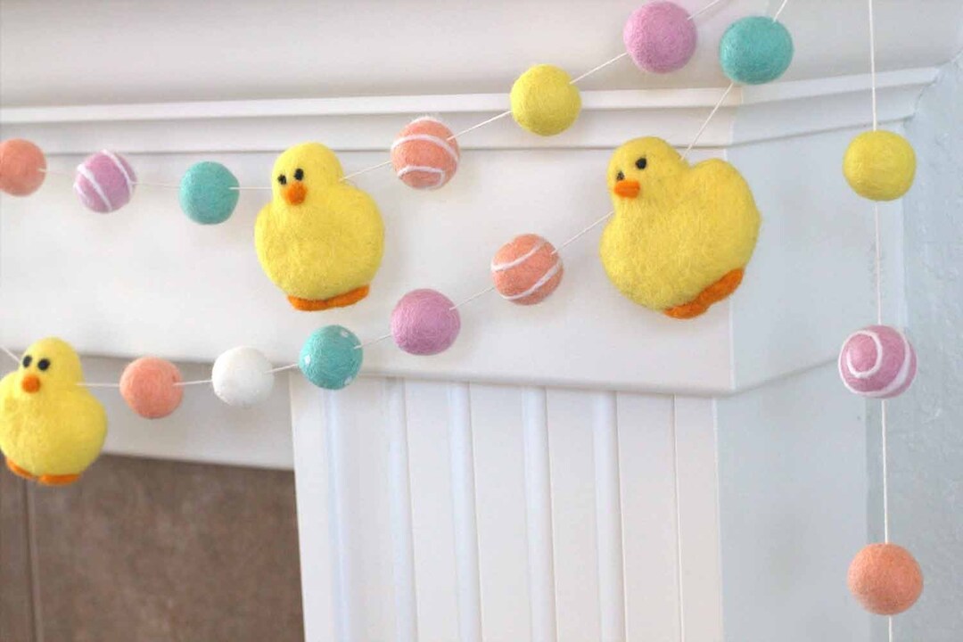 Easter Chick Garland- 1" Felt Balls, 2.5" Chicks- 100% Wool- Pink Peach ...