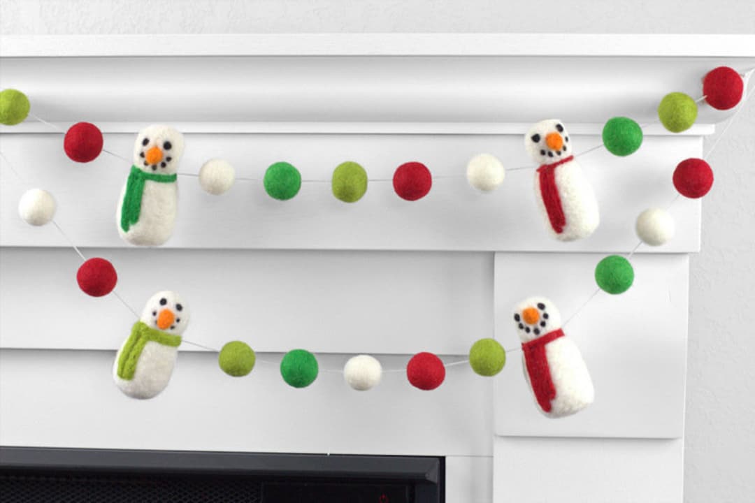 Snowmen Felt Garland Red & Green Snowman and Felt Ball Garland Wool ...