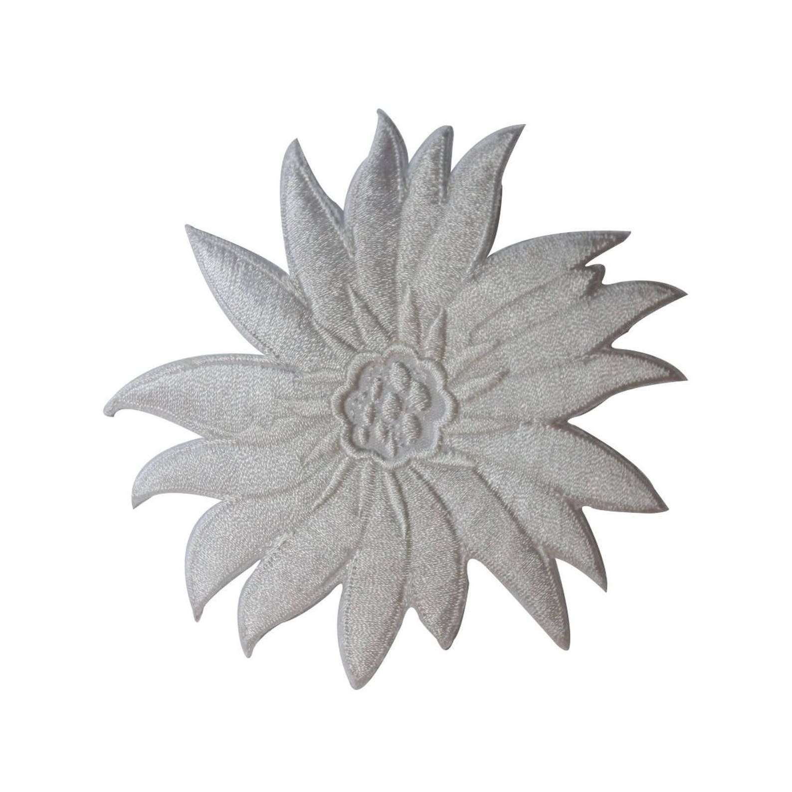 ID 6768 White Flower Blossom Patch Head Symbol Craft | Etsy