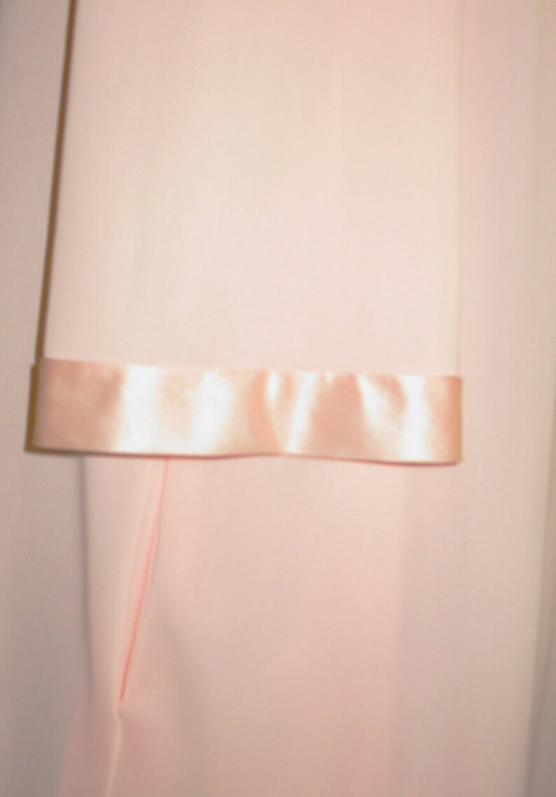 Vintage 50-60's Shadow Line Vanity Fair 2 Piece Set Peach Pink Robe ...