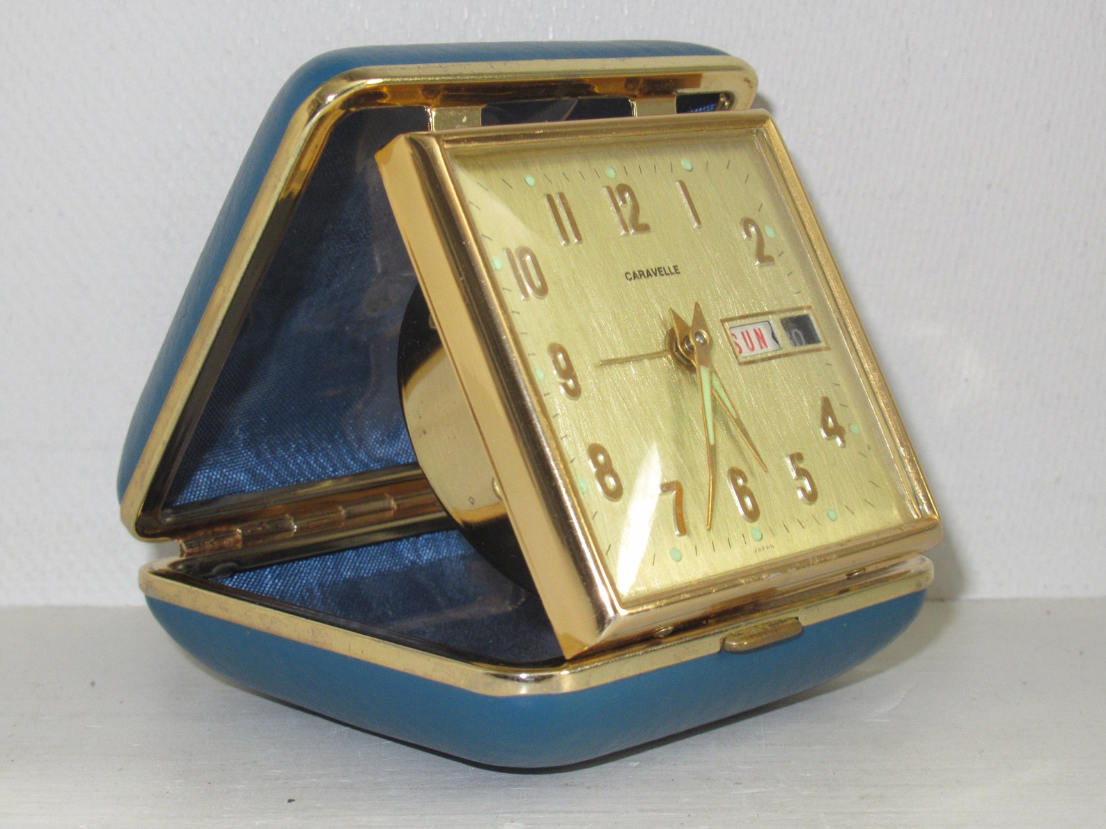 Vintage 1960 "caravelle" by Bulova Travel Day & Date Alarm Clock ...