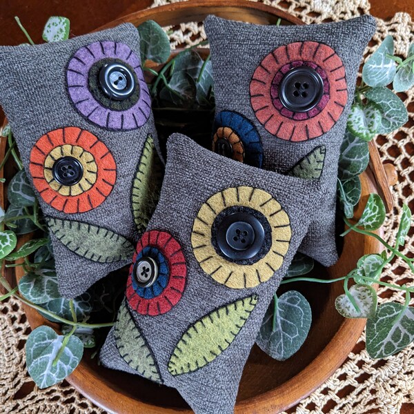 Penny Rug Pillow - Etsy