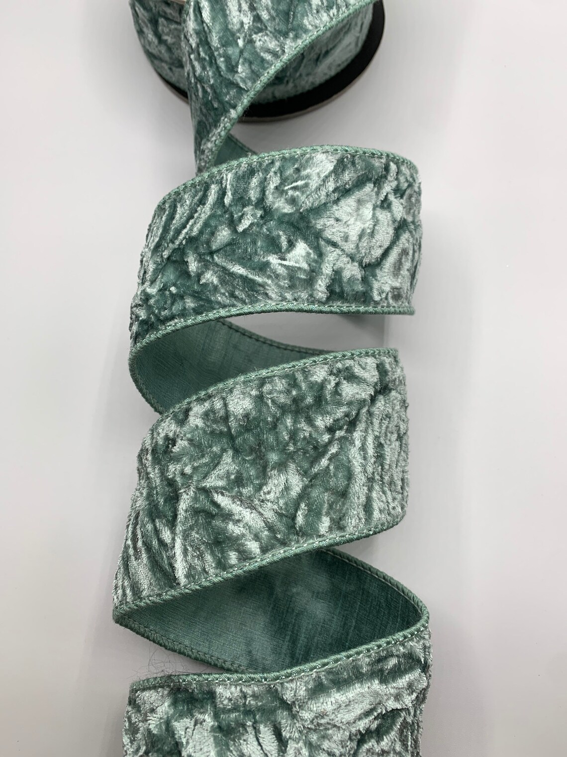 2.5 or 4 Celadon Crushed Velvet Ribbon Wired - Etsy