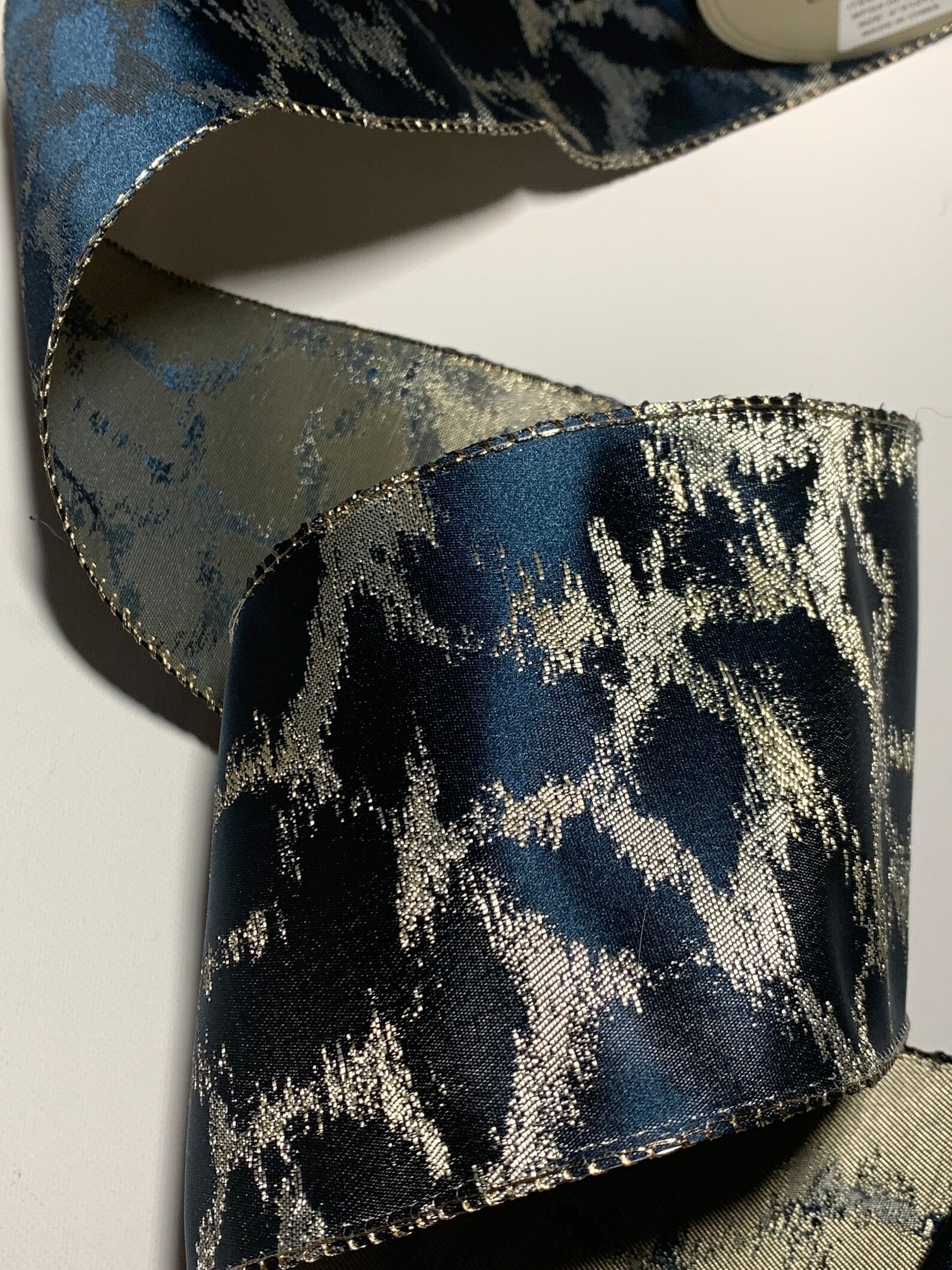 4 Winter Frost Wired Ribbon in Midnight Blue or Grape - Etsy