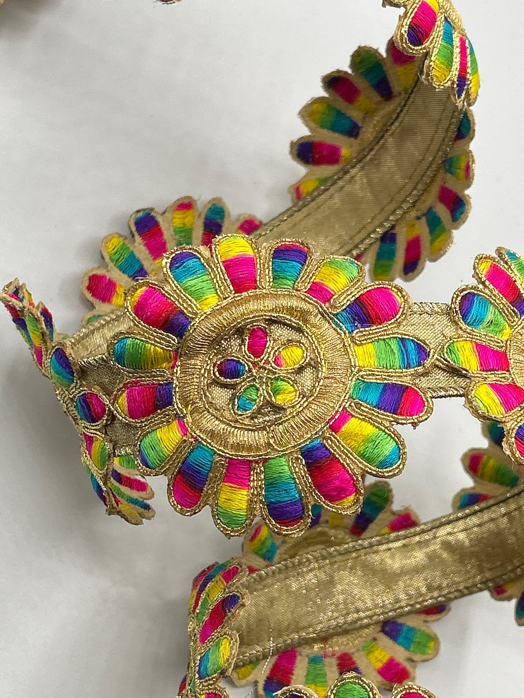 3" Multi Color Ribbon ~ Disco Daisies ~ Metallic Gold ~ Wired ...