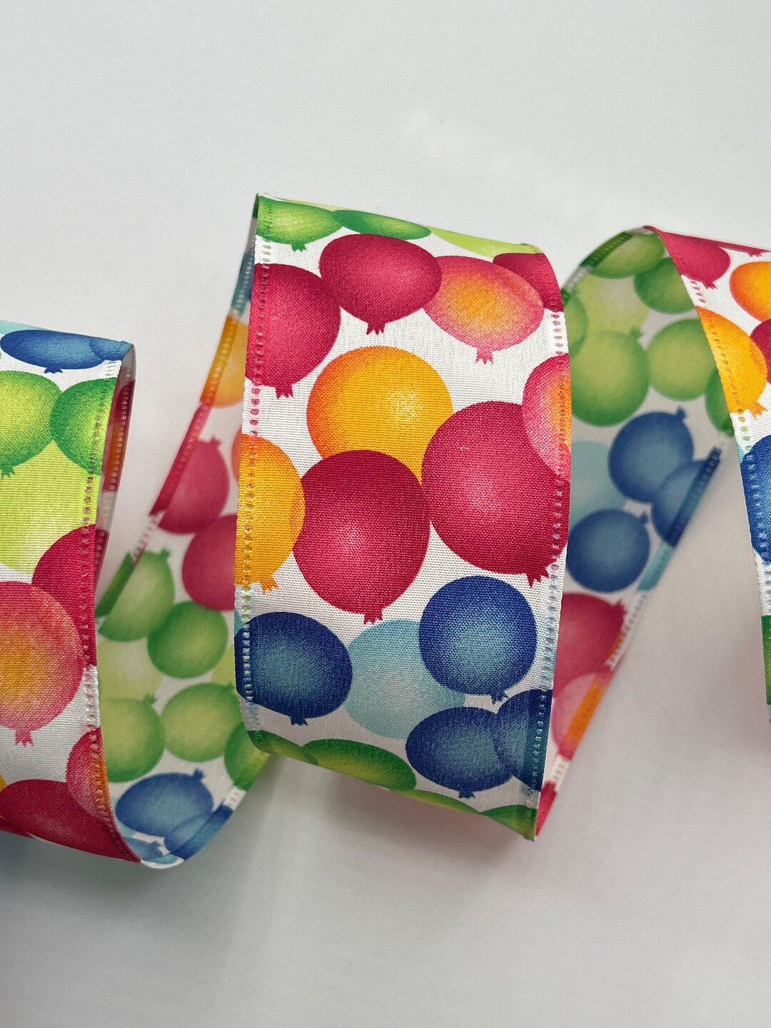 2.5 Balloons on White Ribbon Primary Colors Wired Edges 10 Yards Cut - Etsy