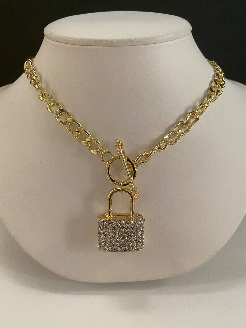 Chunky Gold Chain-lock Pendant Necklace -choker- Gift for Her ...