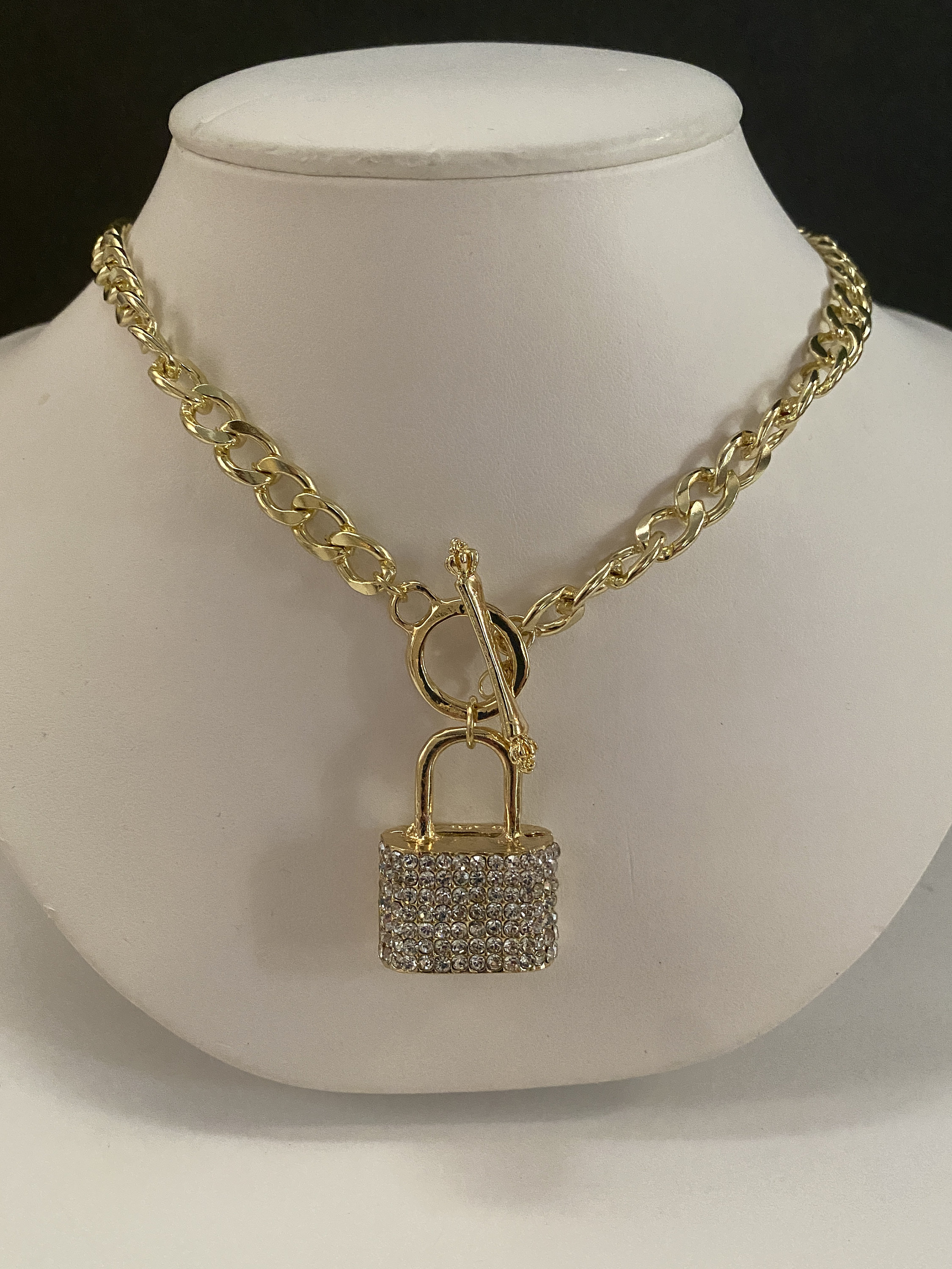 Chunky Gold Chain-lock Pendant Necklace choker Gift for Her Bridesmaid ...