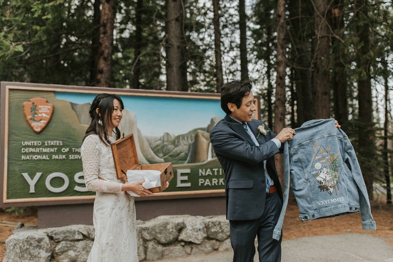 Custom Painted Bride and Groom Wedding Jackets. Wedding Gift. | Etsy