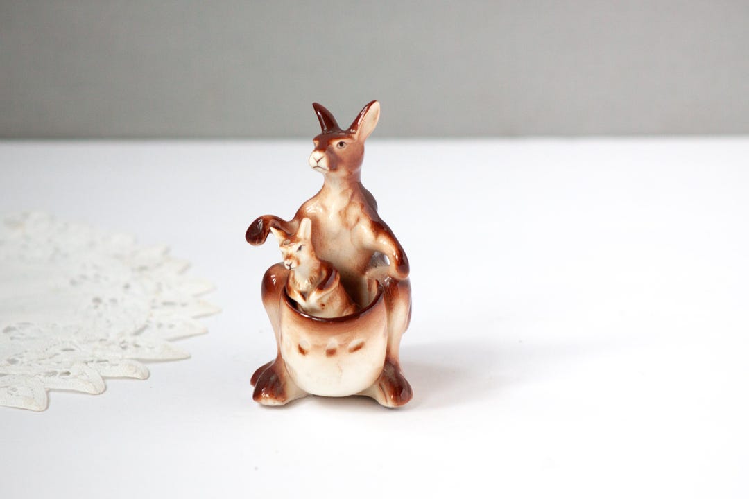 Vintage Kangaroo With Joey in Pouch Salt and Pepper Shakers Figural ...