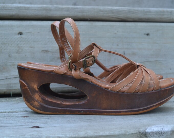 RESERVED: Vintage Yo Yo's T-strap "connie" Cut Out Sandals 1970s 7 7.5 ...