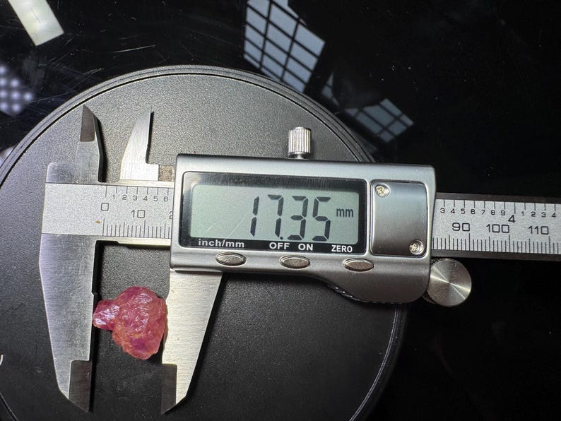 Large Natural Ruby Sapphire Matrix Crystal, 25.6ct Vietnamese Corundum ...