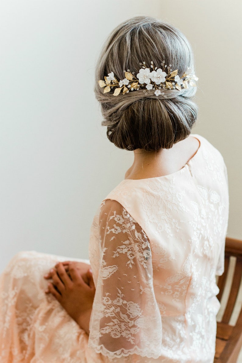 White Cherry Blossom Gold Metal Leaves Hair Vine. Sakura - Etsy