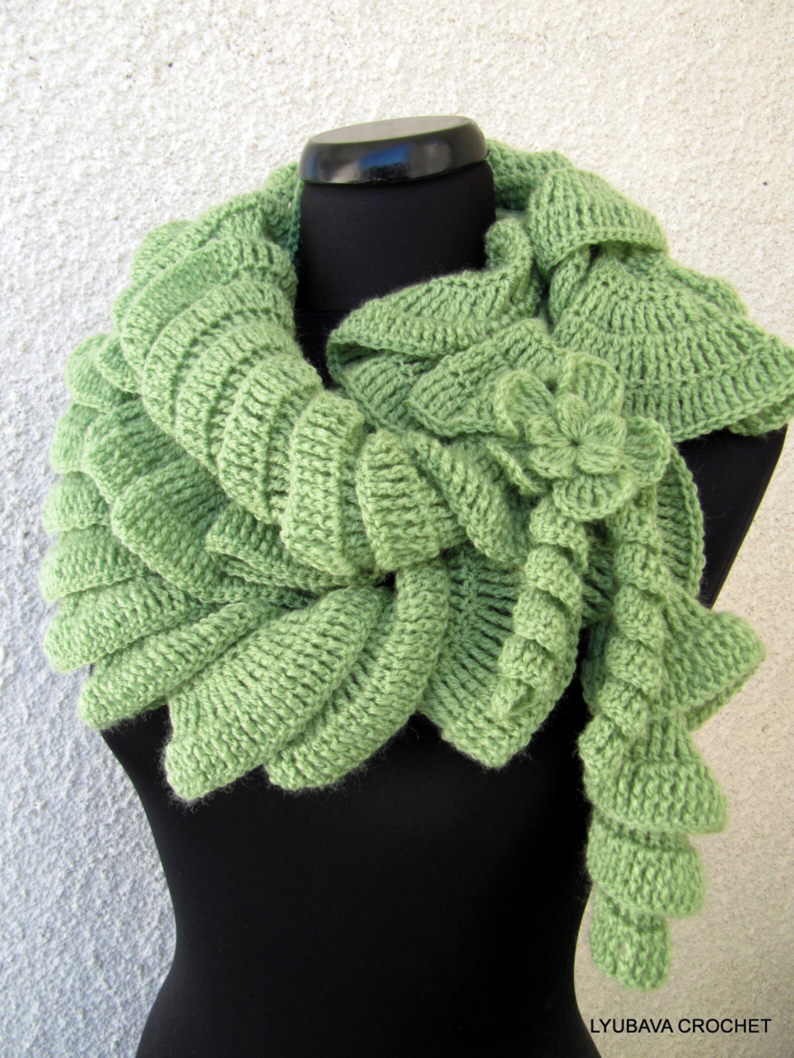 CROCHET PATTERN Ruffle Scarf With Flower Crochet Tutorial - Etsy