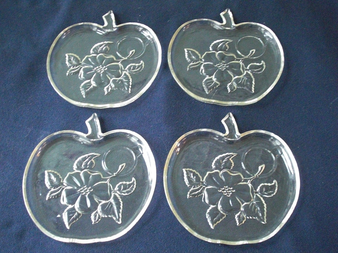 4 Vintage Clear Glass APPLE Snack Plates With Floral Design - Etsy