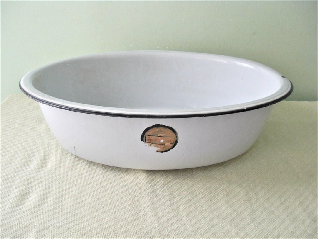 Extra Large Vintage White Enamelware With Blue Trim Oval Wash Basin Tub ...