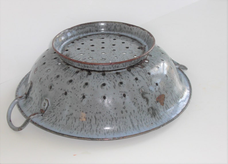 Vintage Gray Speckled Graniteware Colander Strainer - Etsy