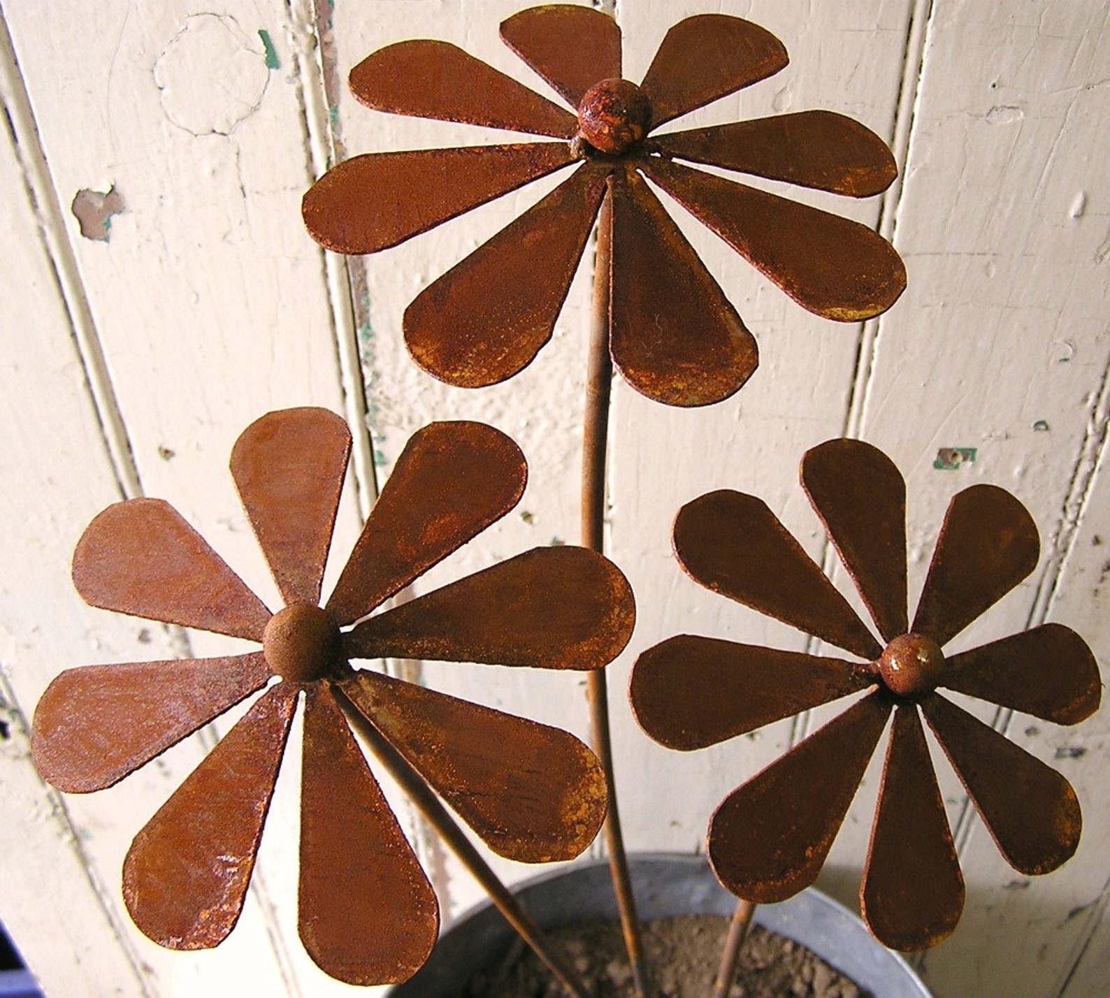 Daisy Metal Daisies Set of 3 Flower Bouquet Garden Art - Etsy