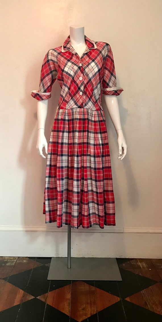 1940's Maxwell Original for Prominent red, white and … - Gem