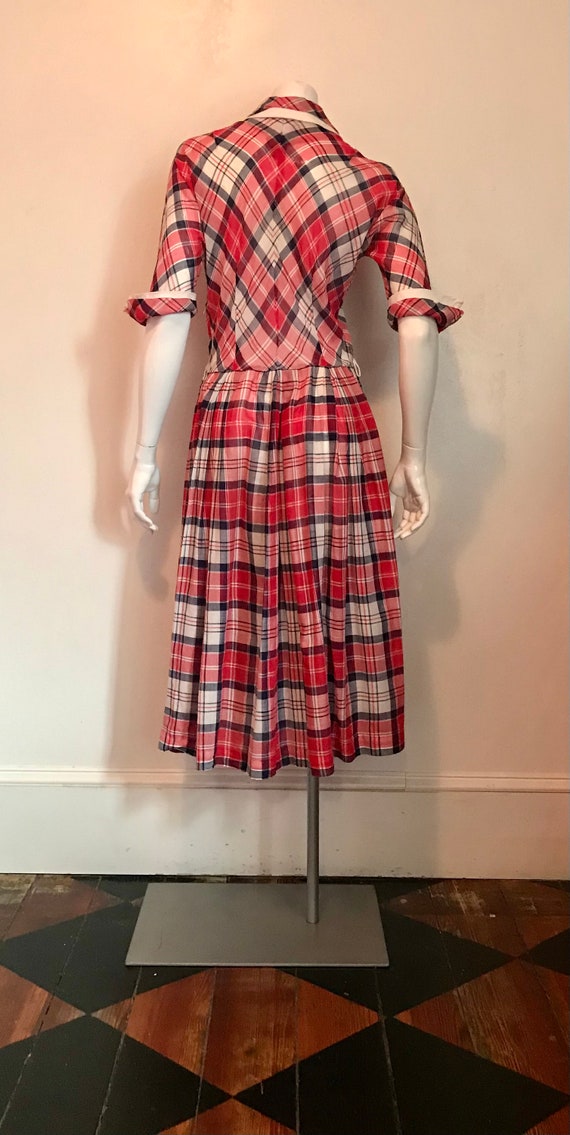 1940's Maxwell Original for Prominent red, white and … - Gem