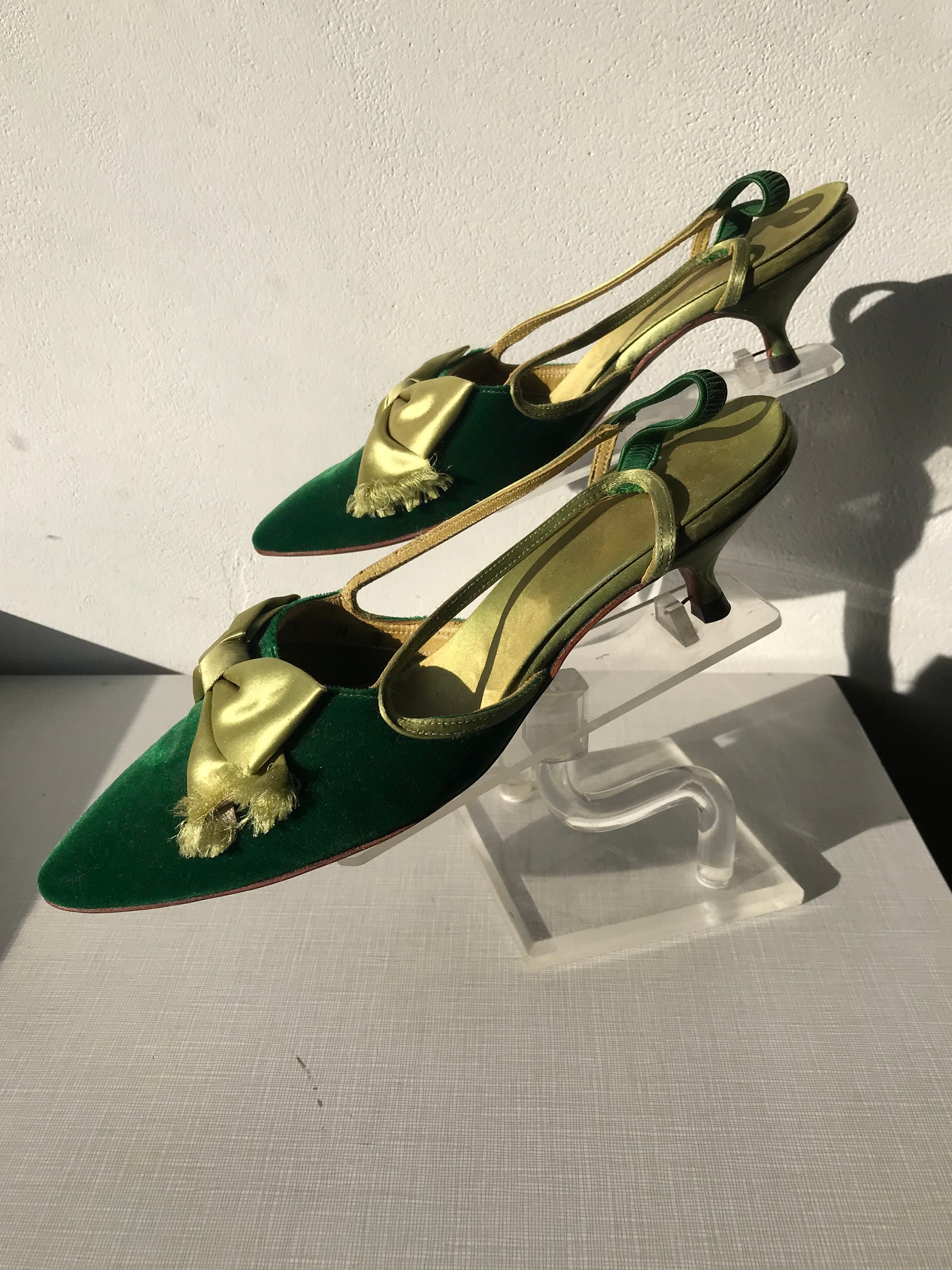 1960's Green Velvet Kitten Heels Sold at Saks Fifth Avenue/size 6M - Etsy