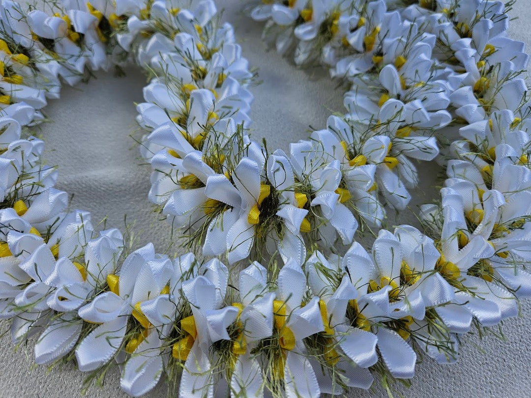 Tiara Tahitian Gardenia,hawaiian Ribbon Lei,graduation Lei,anniversary ...