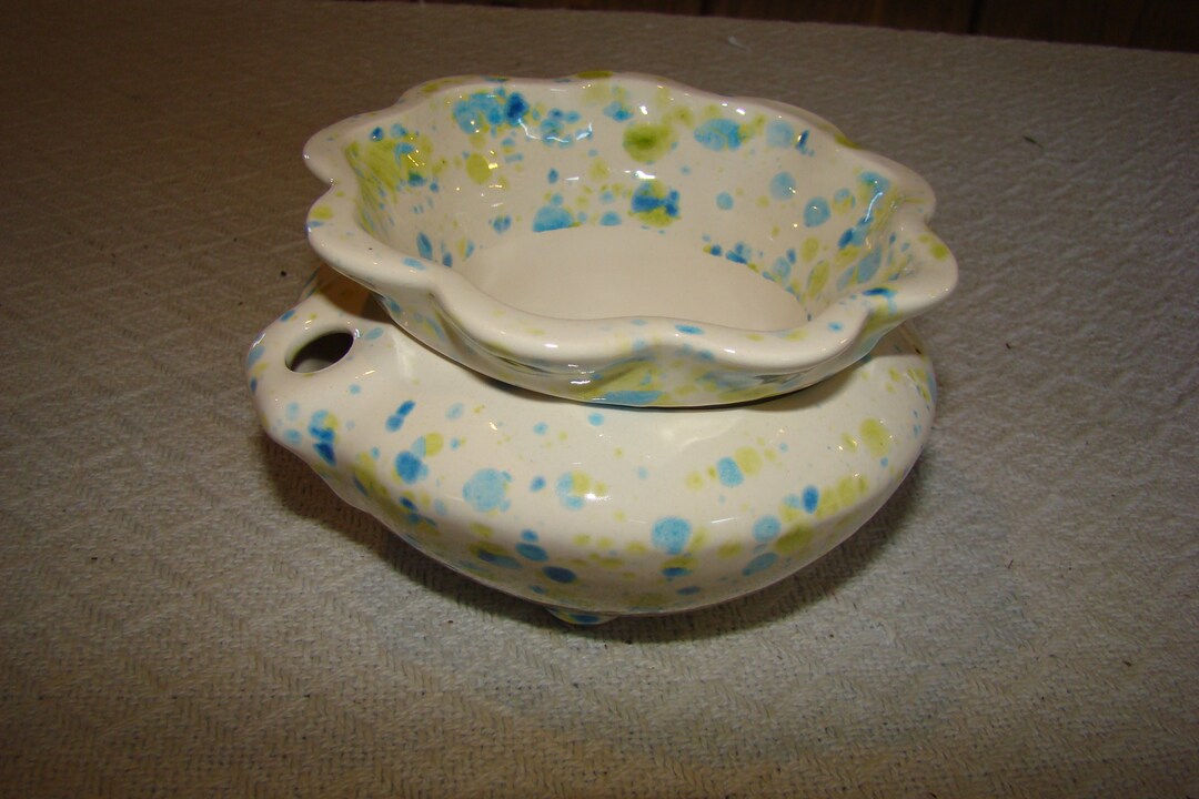 Small Ruffle Planter ( Gough Iris ) - Etsy